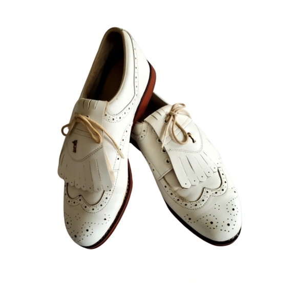 Fairway & Greene | Shoes | Lady Fairway White Leather Gold Shoes Fringe ...